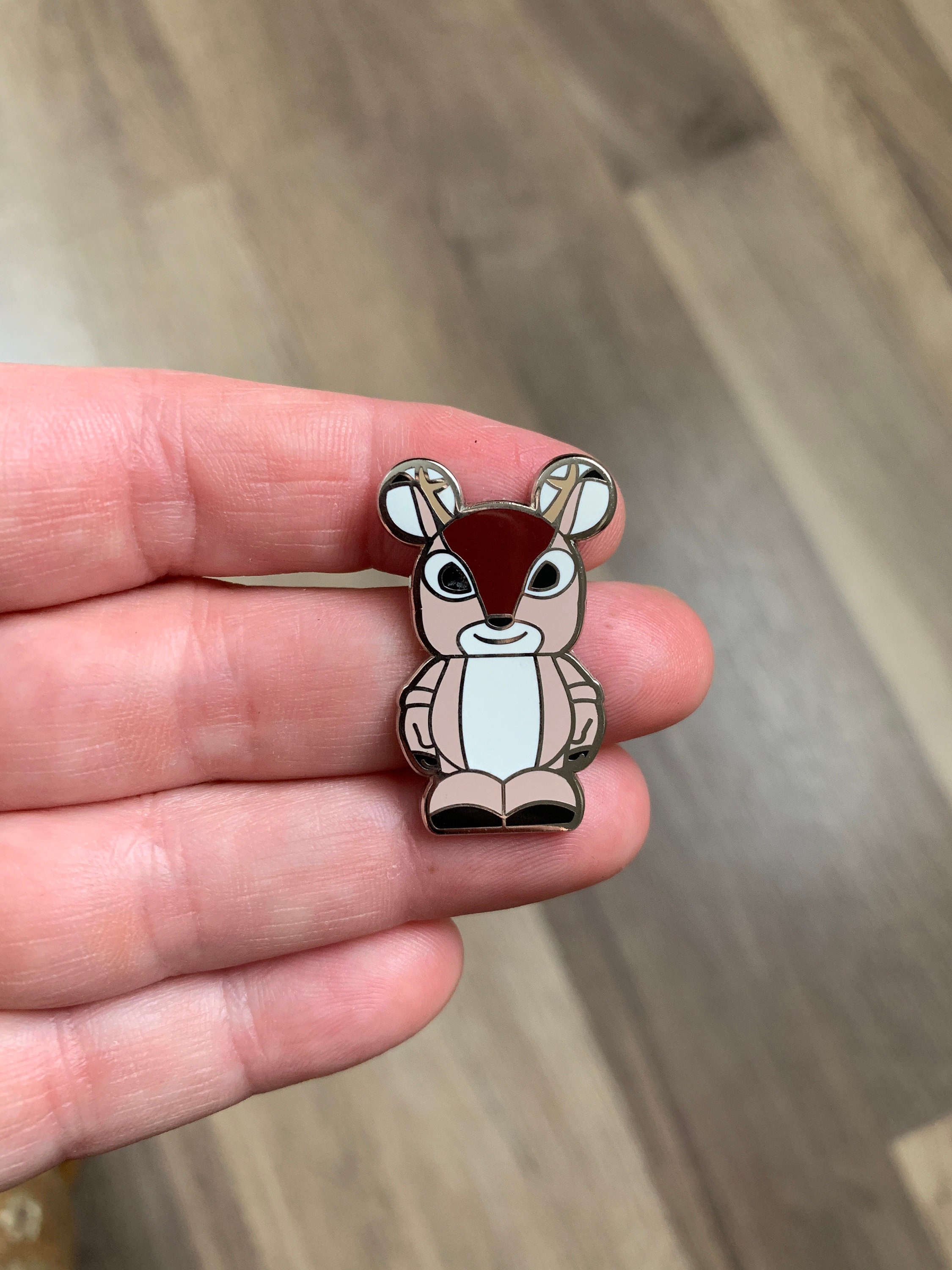 Collectibles Souvenirs & Events Art & Collectibles Bashful Disney Pin ...
