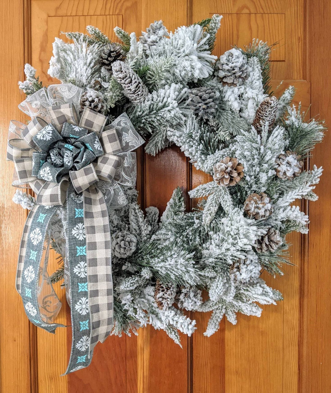 Lush Snow Covered Christmas Wreath - Etsy