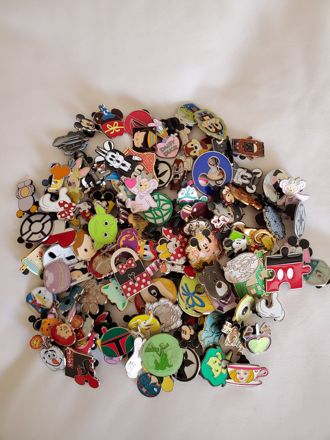 NEW Disney Trading Pins 25 Lot. up to 500 Unique Pins With No Doubles ...