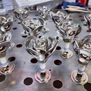 Spark Plug Flower • Scrap Metal Rose Welded Upcycled Artwork - Gift for ...