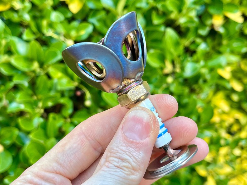 Spark Plug Rose With COLOR! Scrap Metal Flower Welded Upcycled Car ...