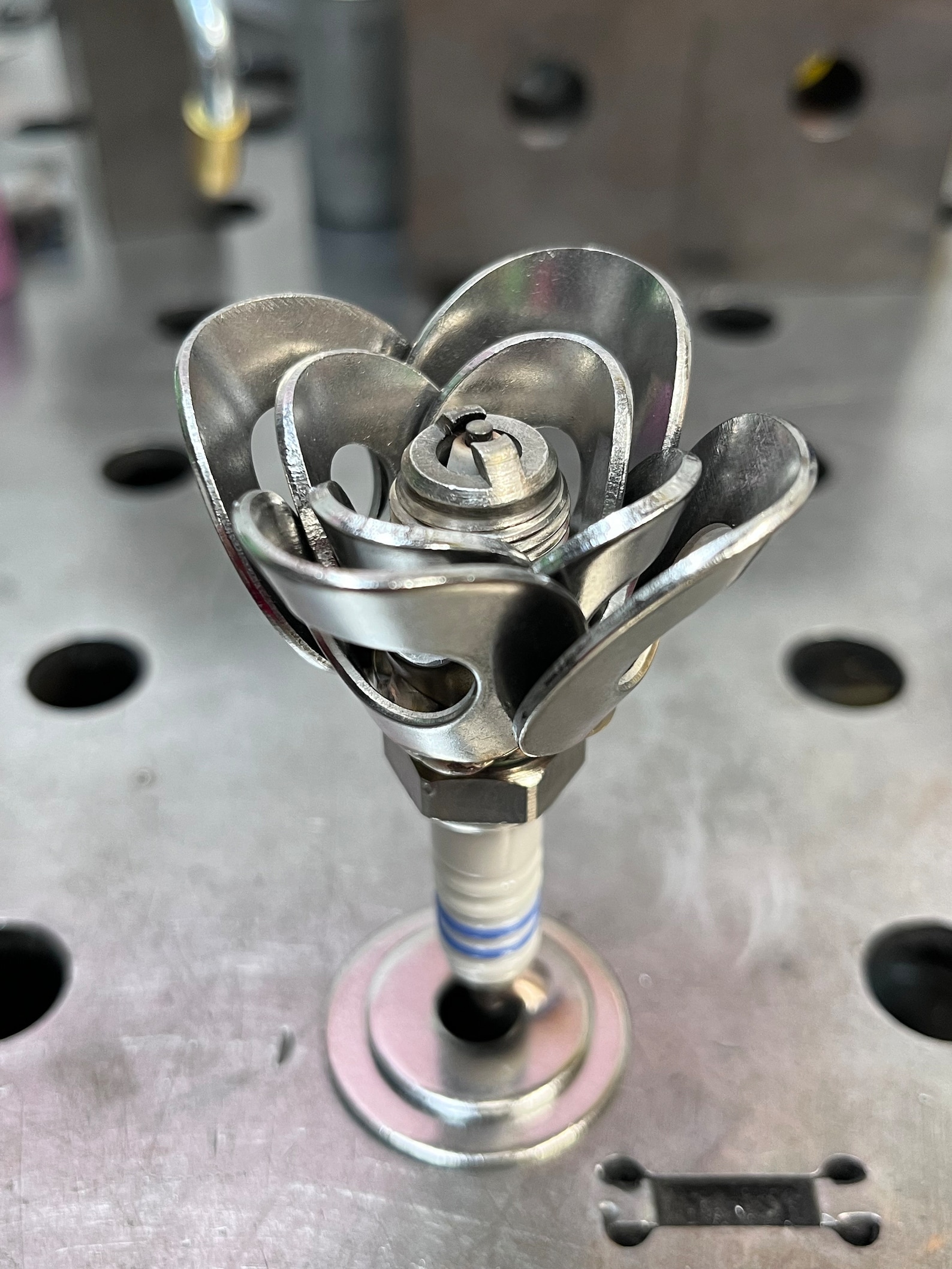 Spark Plug Rose Scrap Metal Flower Welded Upcycled Car Parts Artwork ...