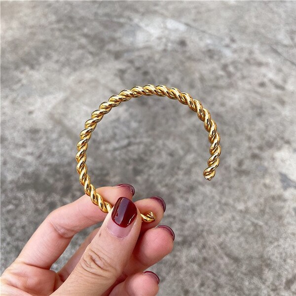 Gold Bangle - Etsy