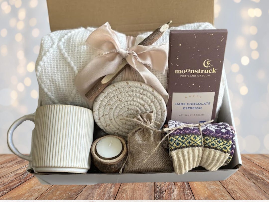 Personalized Classy Gift Box for Women With Blanket, Cozy Self Care ...