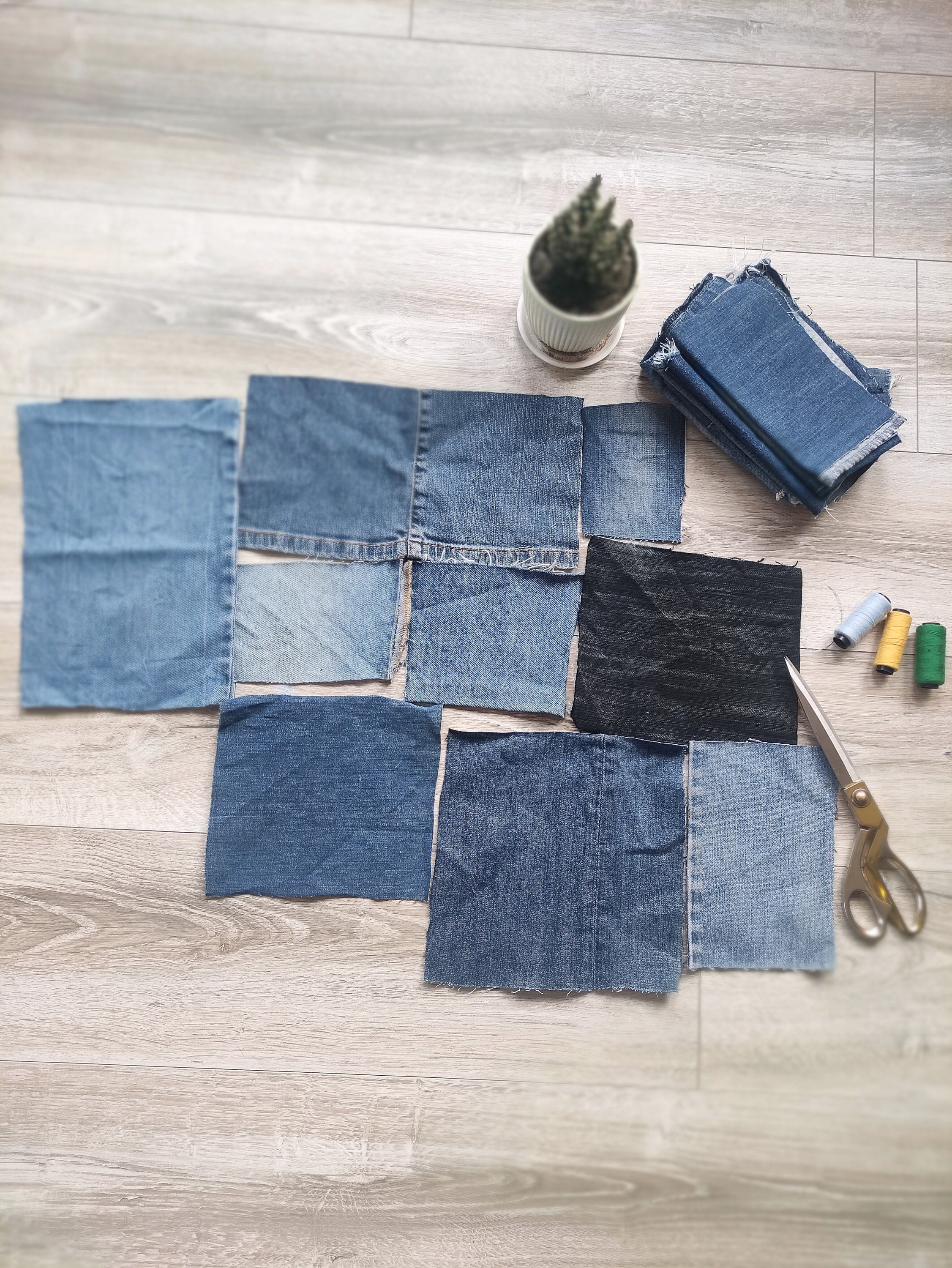 Blue Jeans Scraps Parts Large Bundle Reclaimed Denim Jeans Bits ...