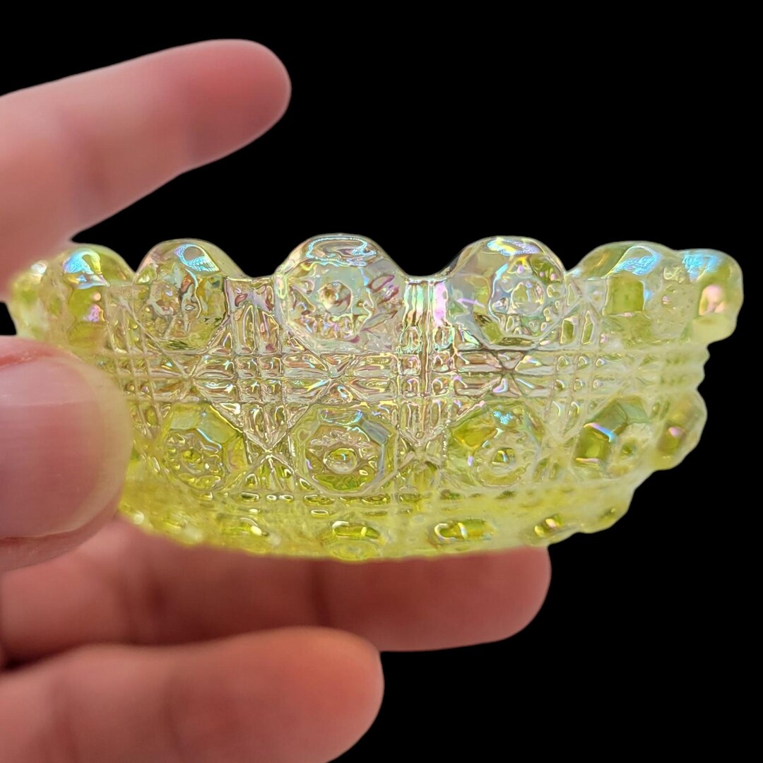 Vintage Vaseline Glass Open Salt Cellar Glow Daisy Westmoreland ...