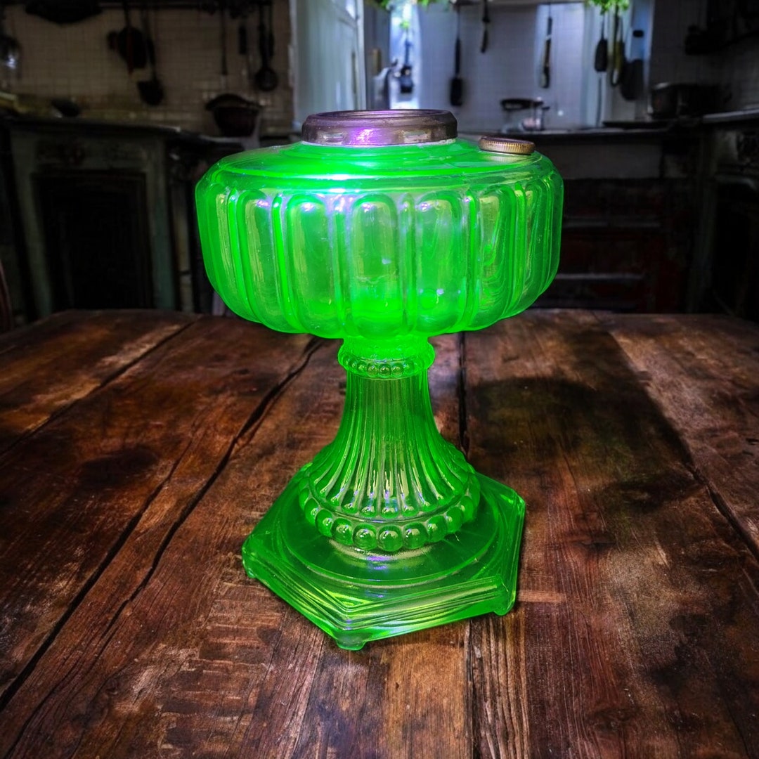 Large Aladdin Vaseline Glass Oil Lamp Uranium Glass EAPG Americana ...