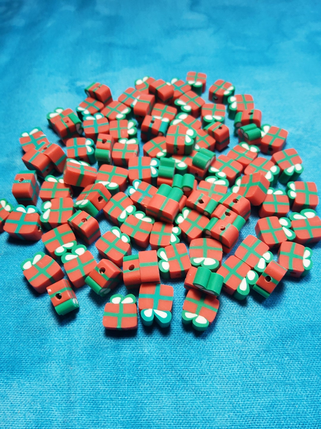 New Christmas Gifts Presents Polymer Clay Fimo Beads Round Coin 10mm ...