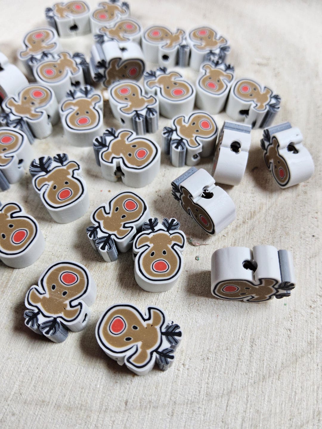 New 25 Christmas Tree Santa Claus Reindeer Gingerbread Manwreath Jingle ...