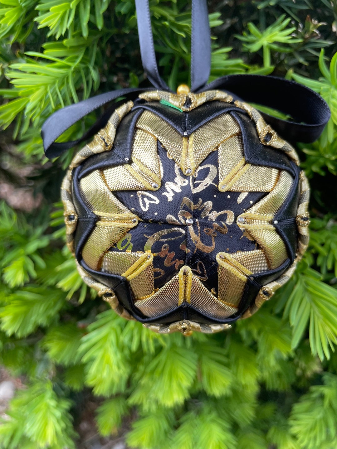 Hufflepuff Inspired Quilted Ribbon Christmas Ornament - Etsy