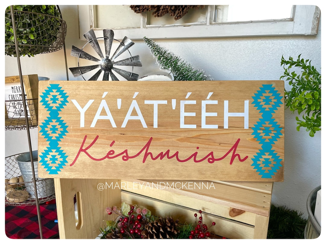 Ya’at’eeh Késhmish- Merry Christmas Navajo Wood Sign - Etsy