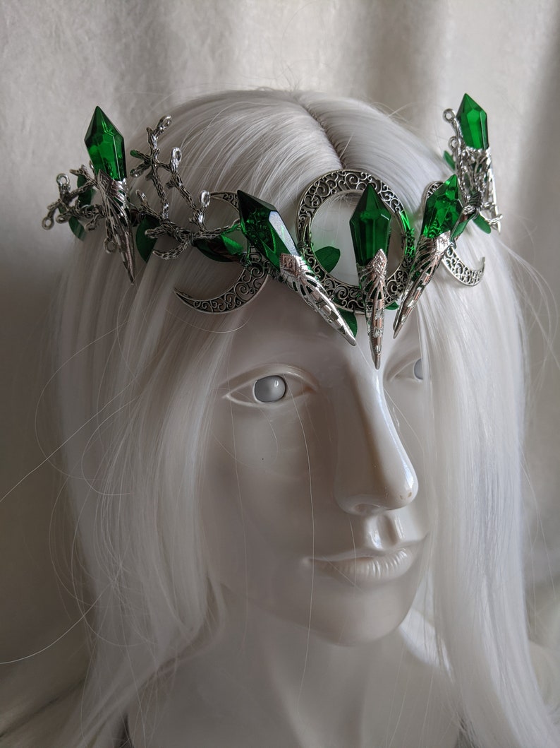 Queen of the Crystal Forest Tiara - Etsy