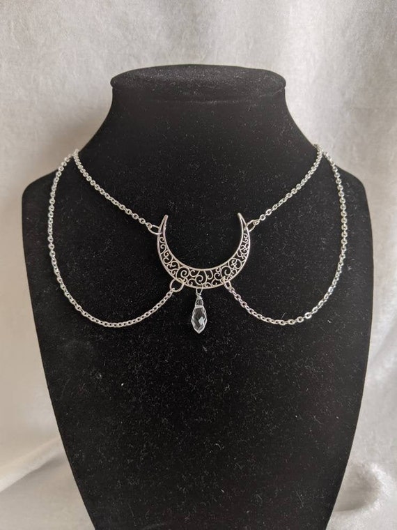 Simple Filigree Moon Necklace | Etsy