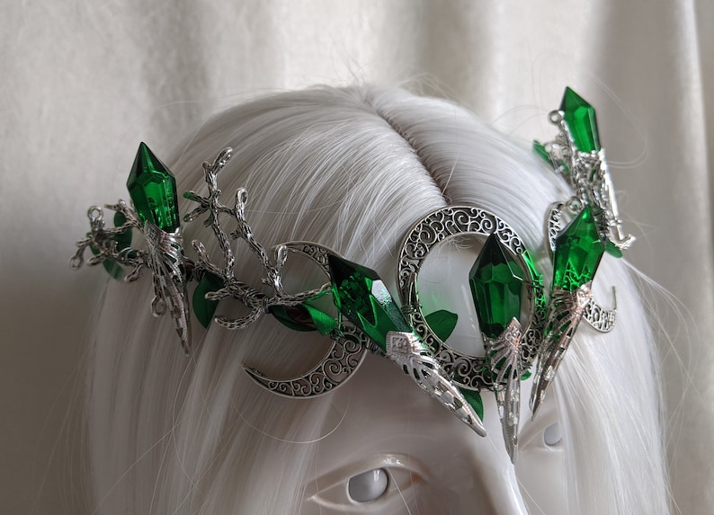 Queen of the Crystal Forest Tiara - Etsy