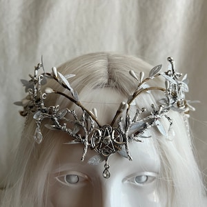 Triple Moon Goddess Woodland Tiara With Draping Side Chains - Etsy
