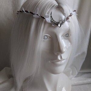 Stark White Moon Leaf Tiara - Etsy