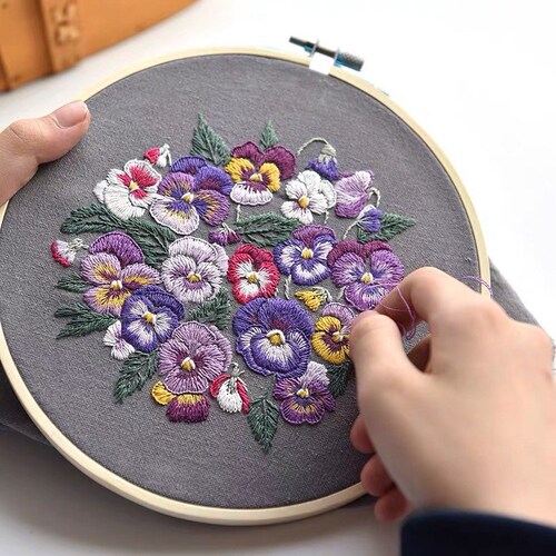 ROSE BUSH Botanical PDF Hand Embroidery Pattern | Etsy