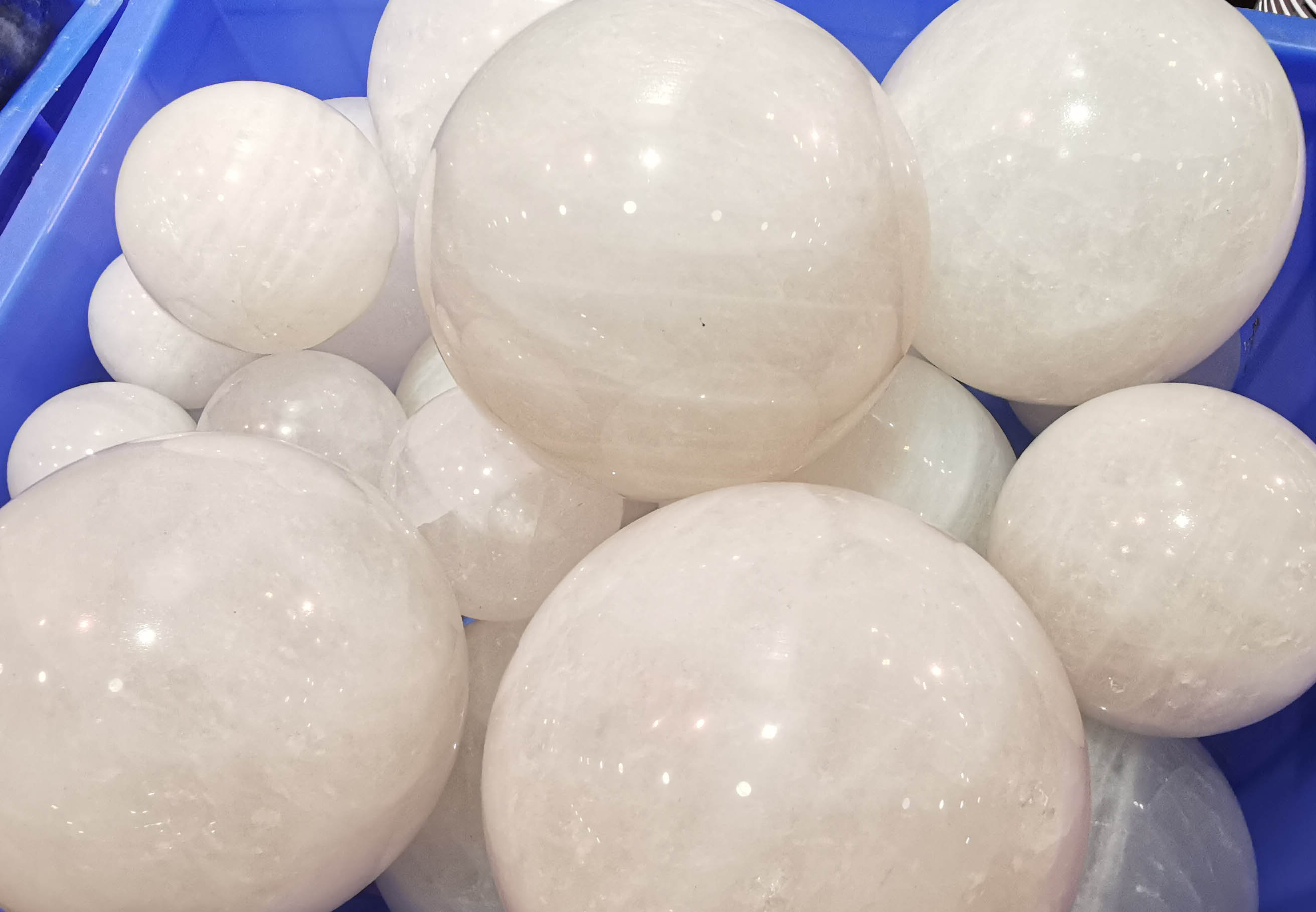 Large Natural White Jade Crystal Stone Mineral - Etsy UK