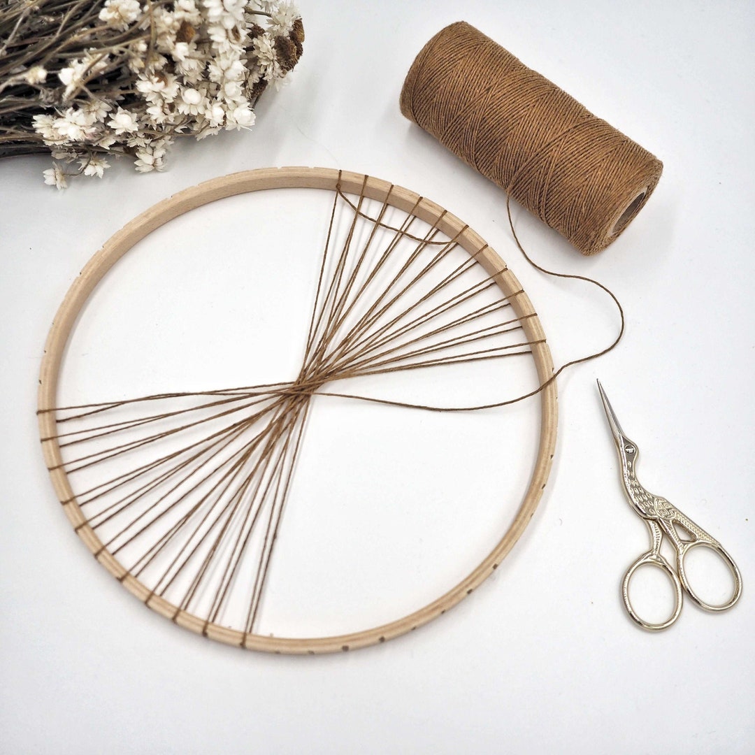Circular Wooden Weaving Loom Medium and Large Hoop 19cm or 28.5cm ...