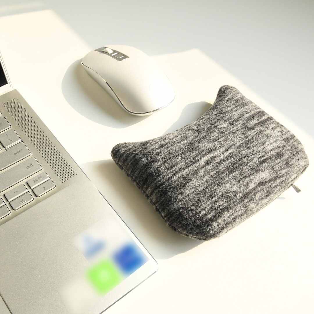 Blue Polar Fleece Bean Bag Mouse Wrist Rest: Ergonomic Typing Support ...