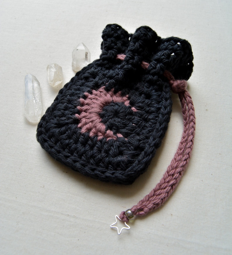DIGITAL PDF PATTERN // Crochet Crescent Moon Drawstring Pouch - Etsy