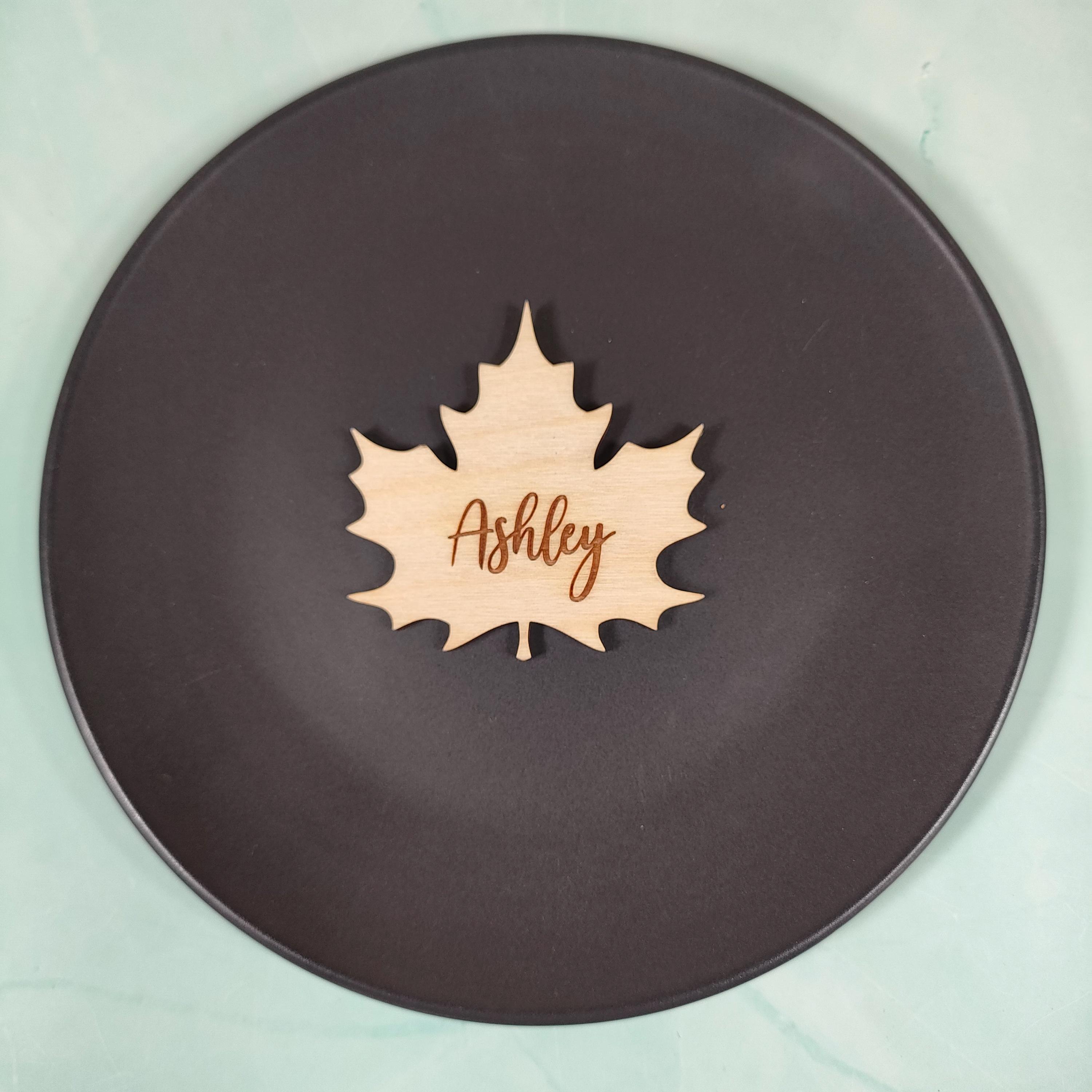 Personalized Maple Leaf Place Cards: Rustic Wood Thanksgiving Table ...