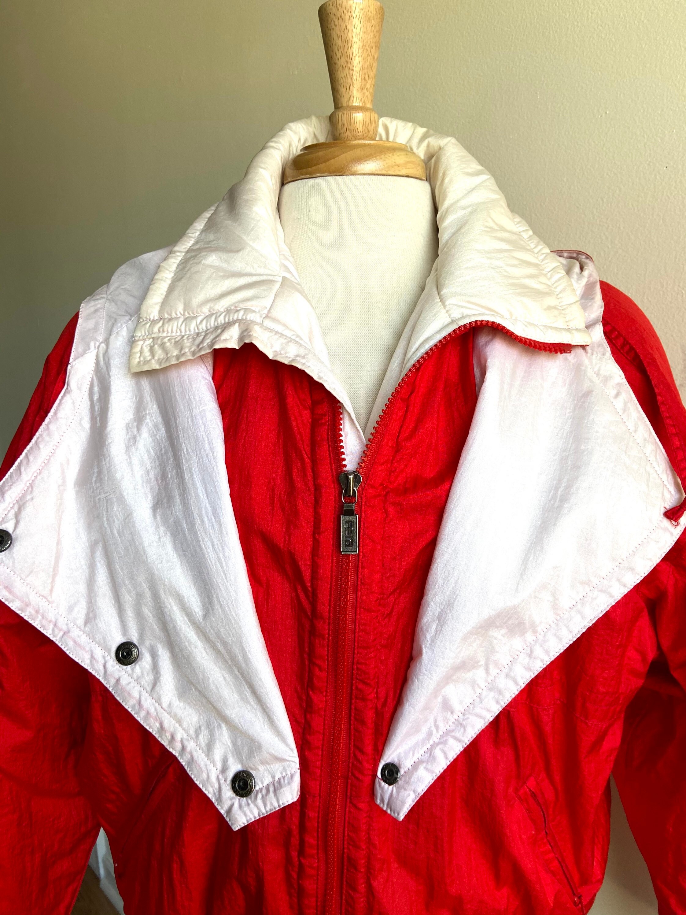 vintage candy apple red puffer coat, 1980s 80s red puffer ski jacket ...