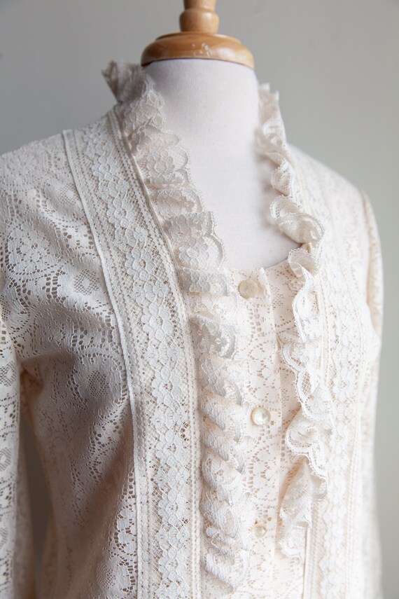 vintage lace ruffle blouse, 1980s 80s ivory lace ruff… - Gem