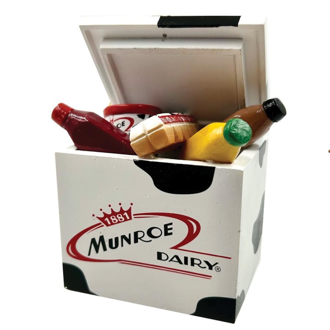 My Little Town Munroe Dairy Milk Box - Etsy