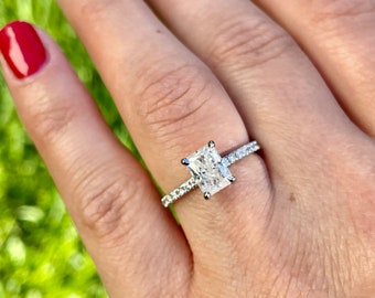 Long 1.70 Carat Radiant Diamond D Color Solitaire With Accents Engagement Ring Natural Diamond Etsy Sweden