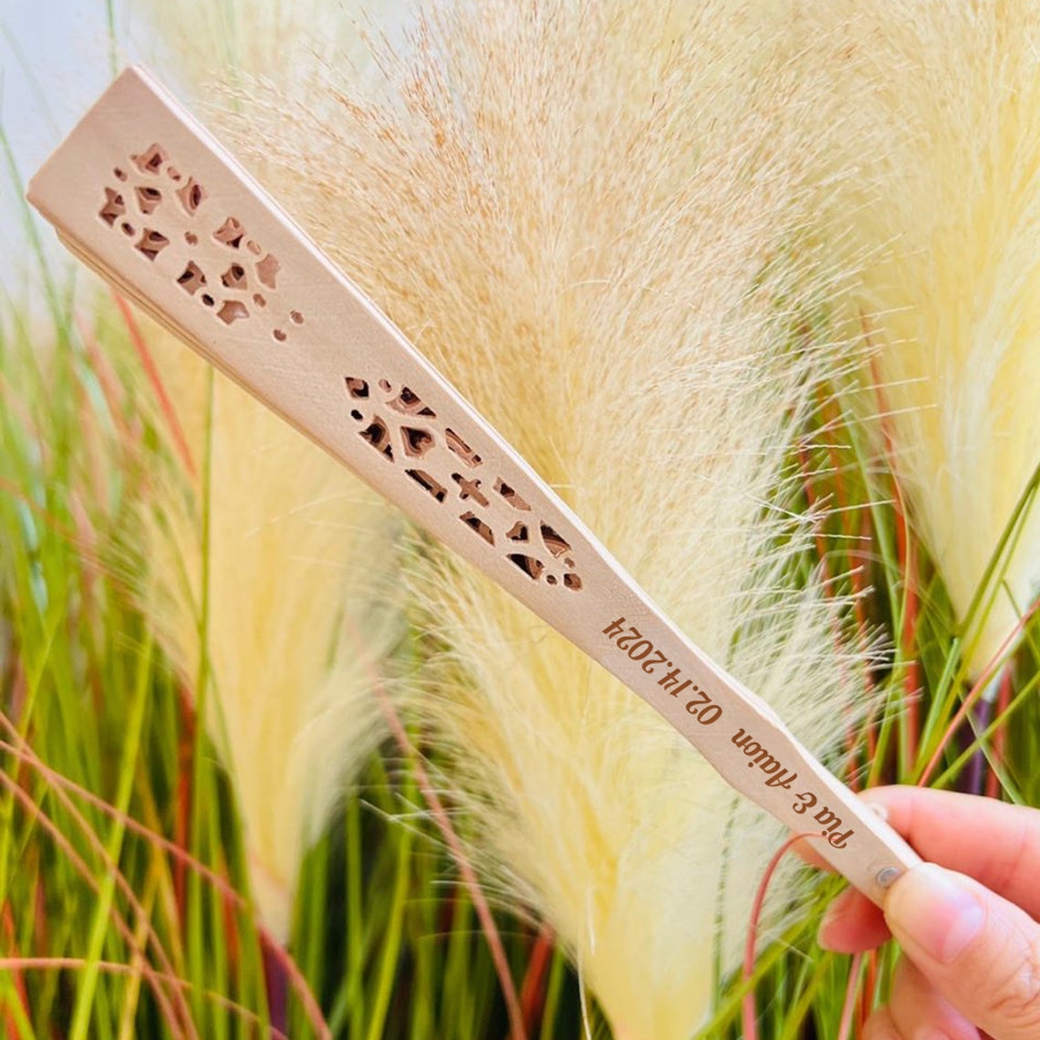 Personalized Wedding Favors Wood Fans, Bulk Customized, Gifts for Gifts ...