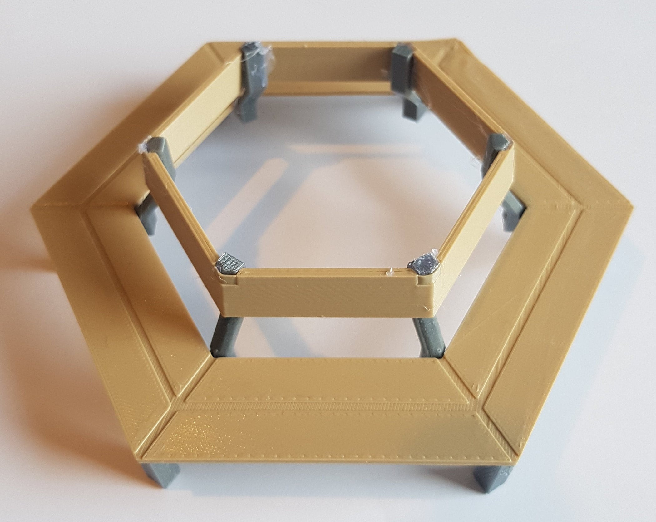 1:24th Scale 3D Printed. Hexagon Bench tree Bench 150mm X - Etsy