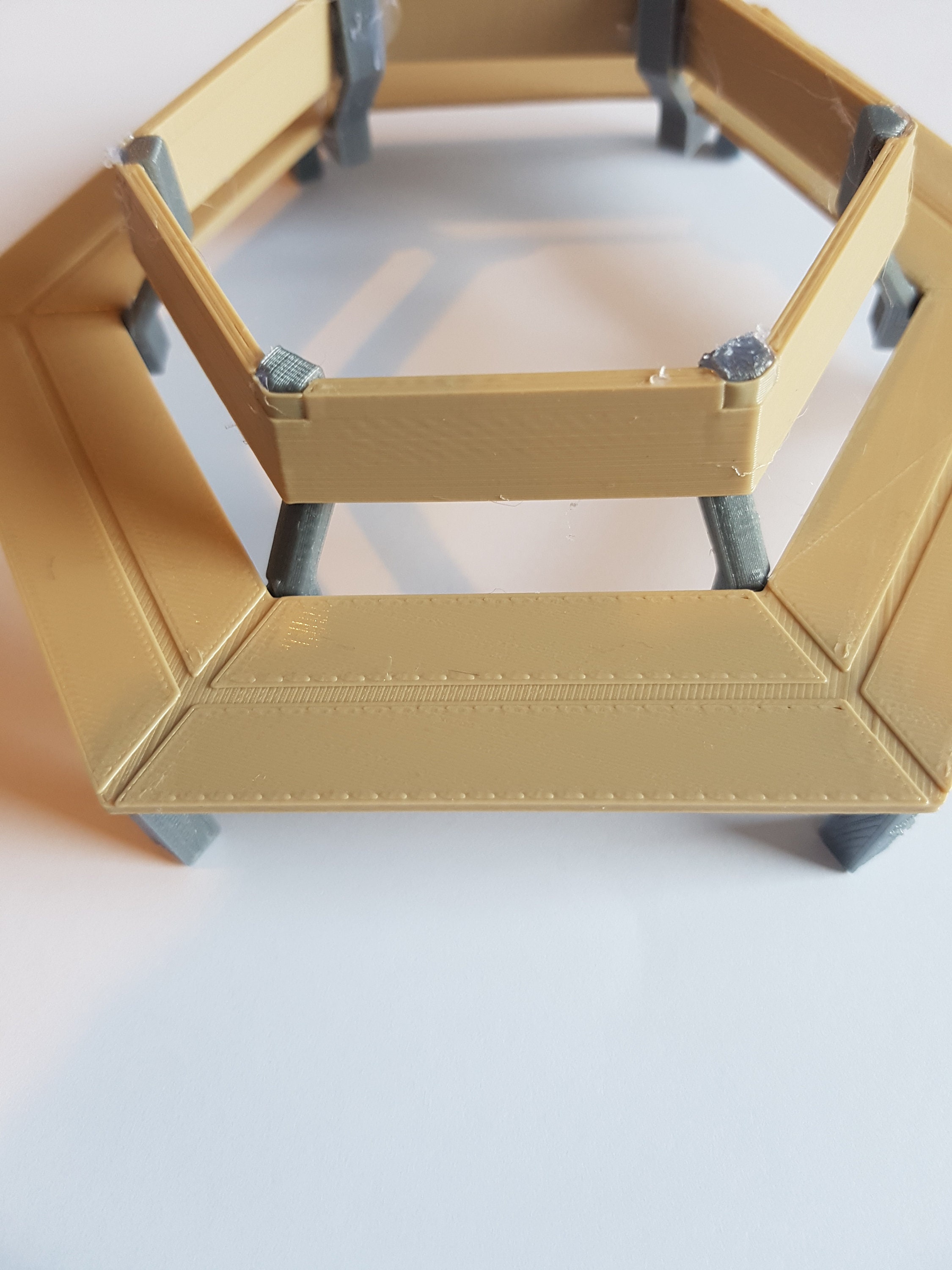 1:24th Scale 3D Printed. Hexagon Bench tree Bench 150mm X - Etsy