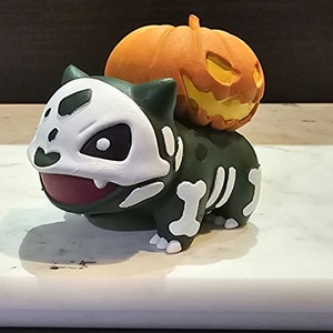 Spooky Halloween Bulbasaur Evolution Figure in 4k Resolution - Easy ...