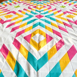 Labyrinth - PDF Quilt Pattern Download - Baby, Toddler, Throw & Bed ...