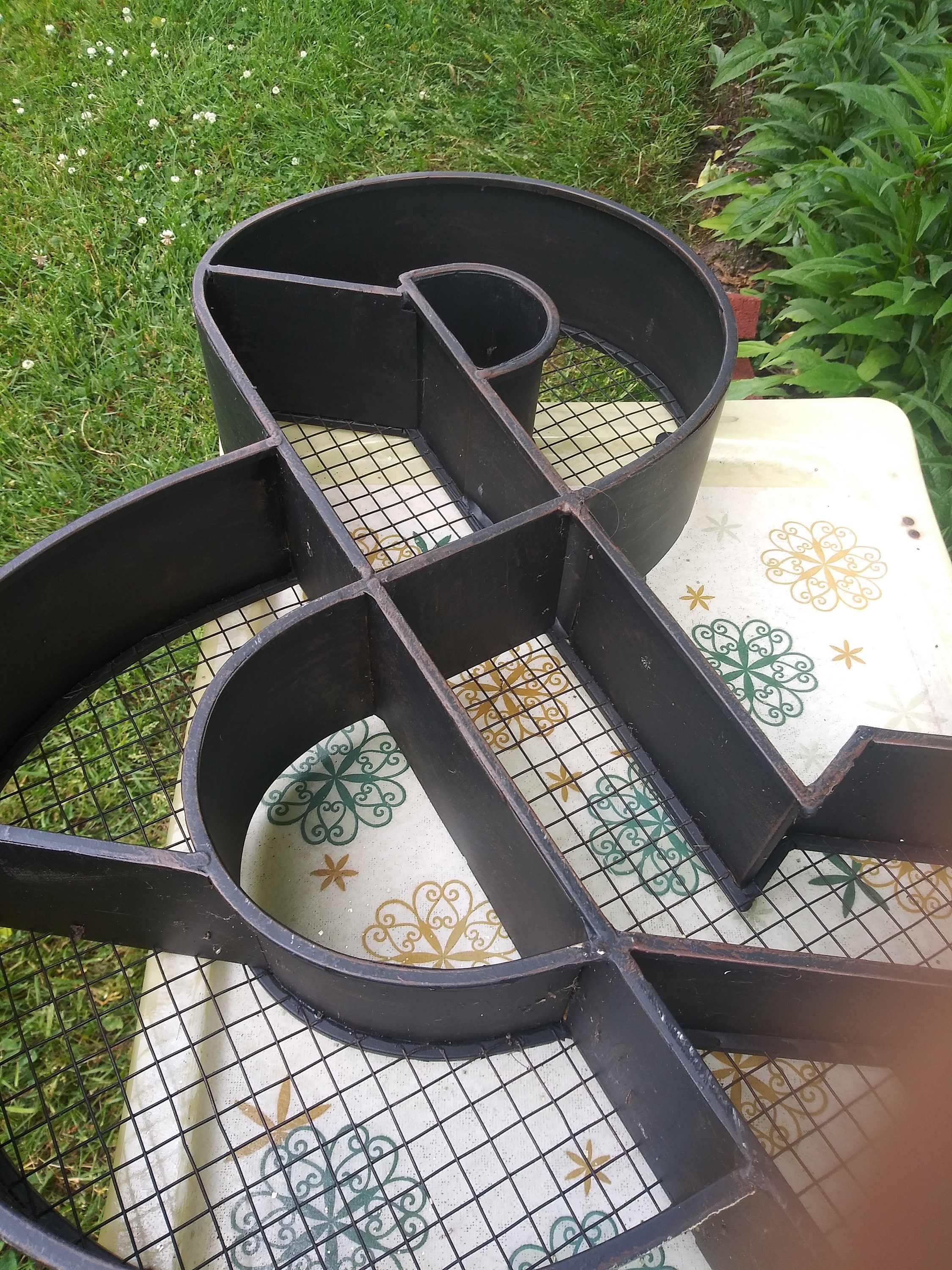 Vintage Black ampersand & Metal Large Wall Decor With Wire Backing ...