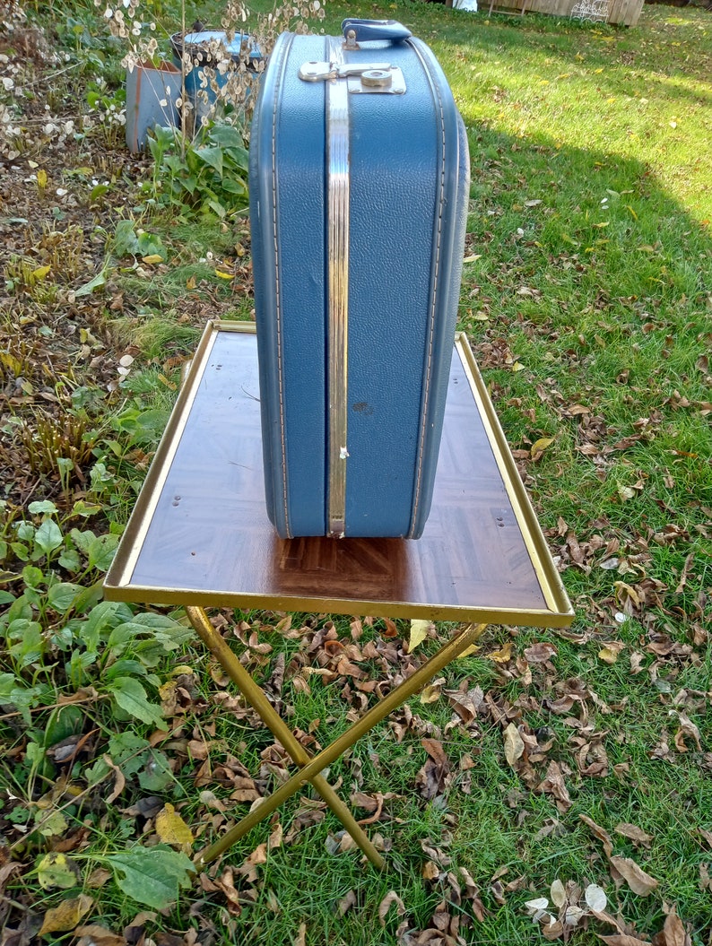 True Vintage Small Blue Suitcase/luggage Hard Shell 21x15x5 No Key - Etsy