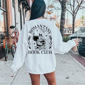 Romantasy Book Club Svg, Trendy Bookish Svg, Romantasy Lover Svg ...