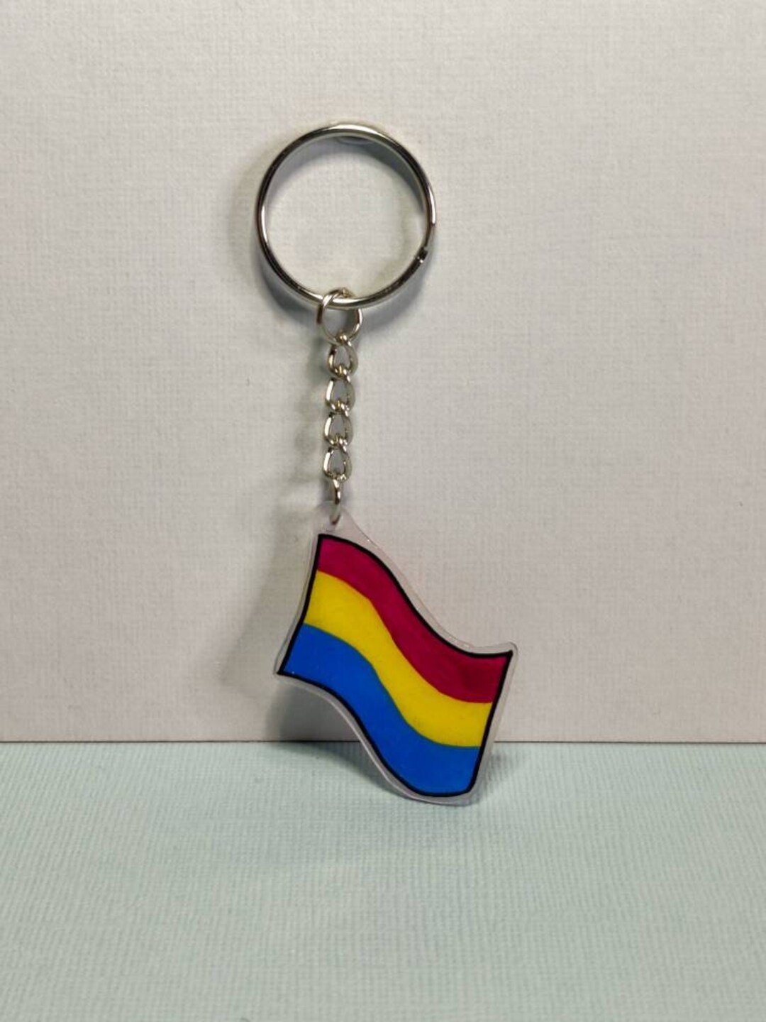 Pansexual Flag Keychain, Pride Keyrings, LGBTQ Pan Flag Set Gift Idea ...