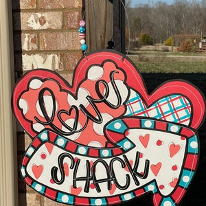 Love Shack, Valentine Door Hanger, Valentine Decor - Etsy