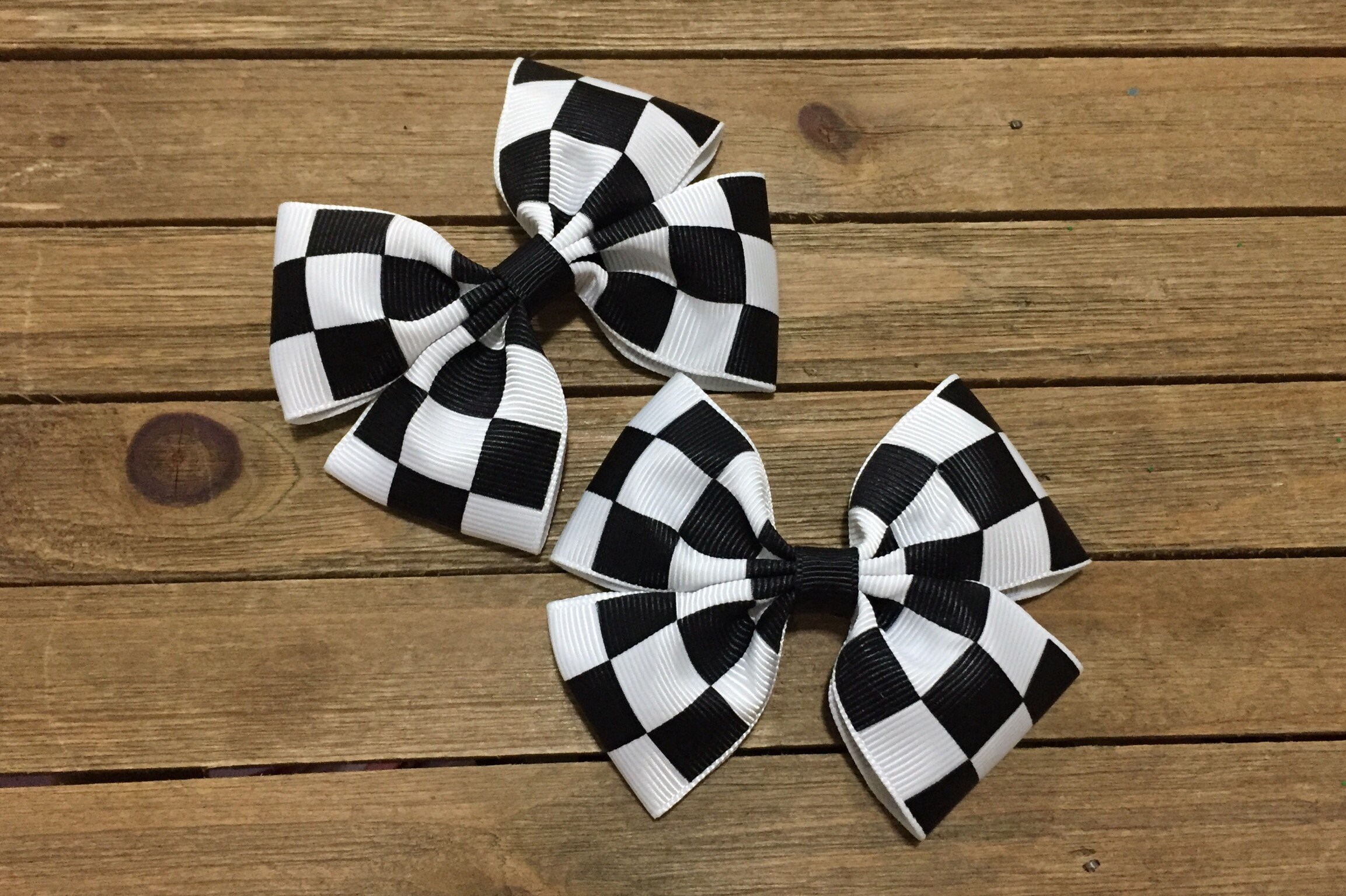 Racing Hair Bows in Black and White Checker Flag Print - Etsy Australia