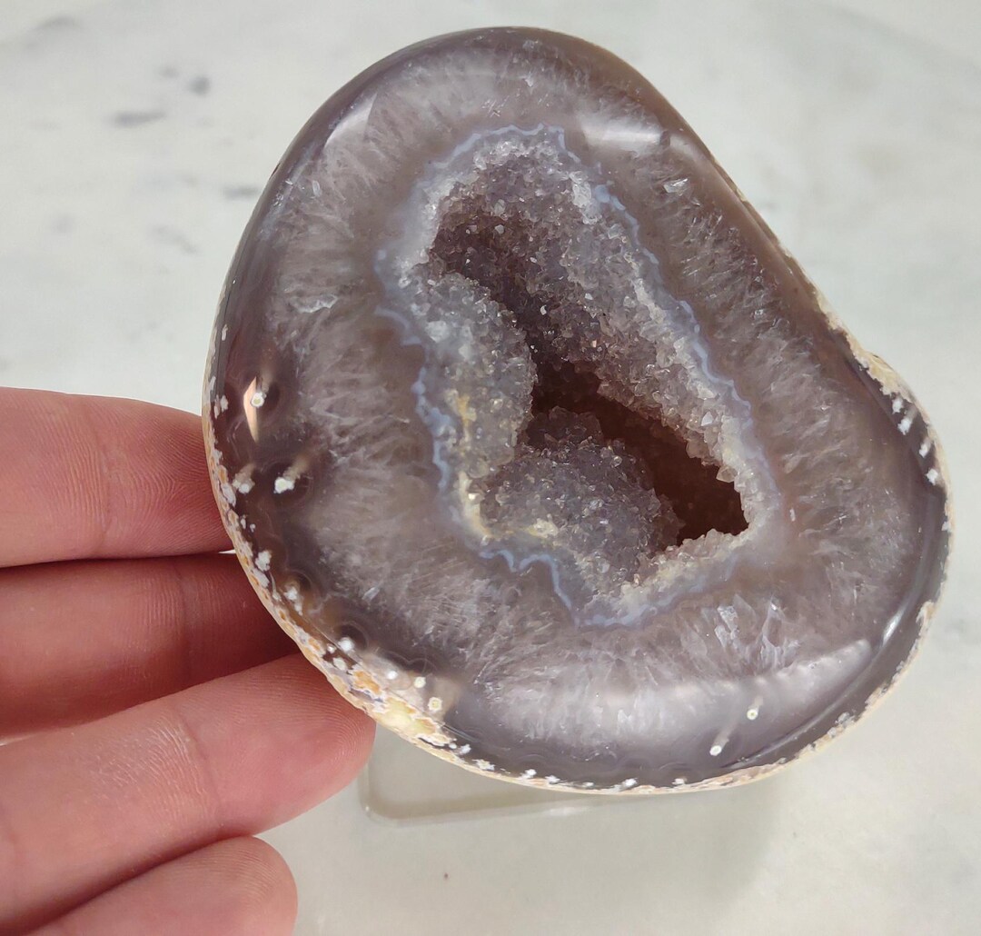 Classic 3.80 Polished Brazilian Agate Quartz Geode Half, 1.43 Pounds - Etsy