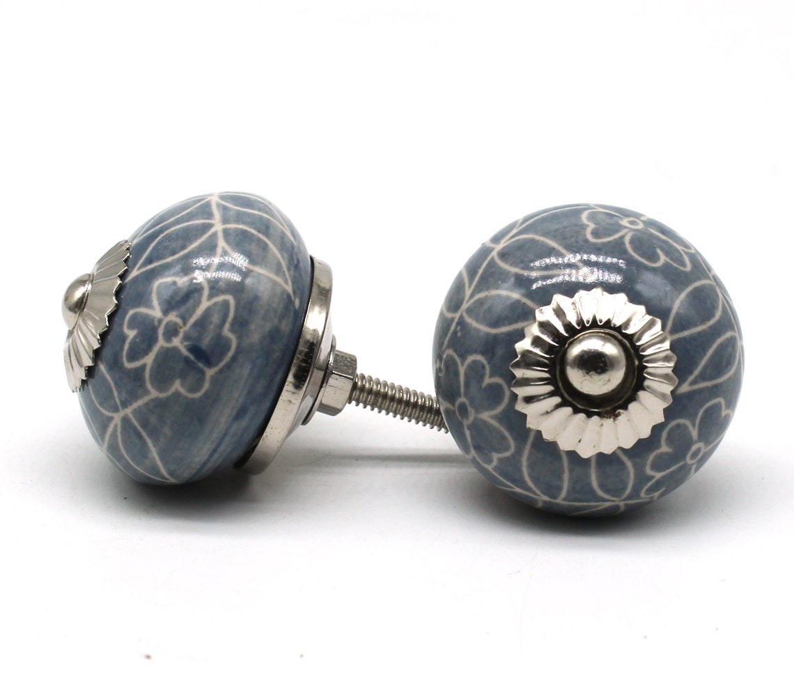 Large Round Shape Crater Knob, Grey With White Flower Print Artistic ...
