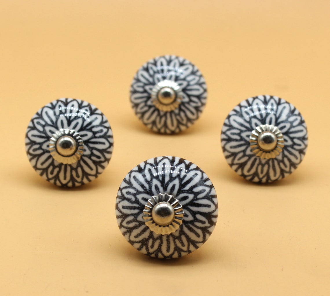 Brilliantly Hand Painted Ceramic Knobs / Ceramic Drawer Pulls - Etsy