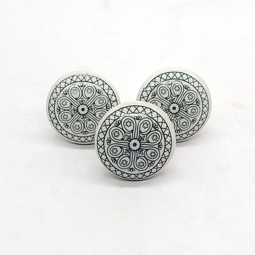 Brilliantly Hand Painted Ceramic Knobs / Ceramic Drawer Pulls / Cabinet ...