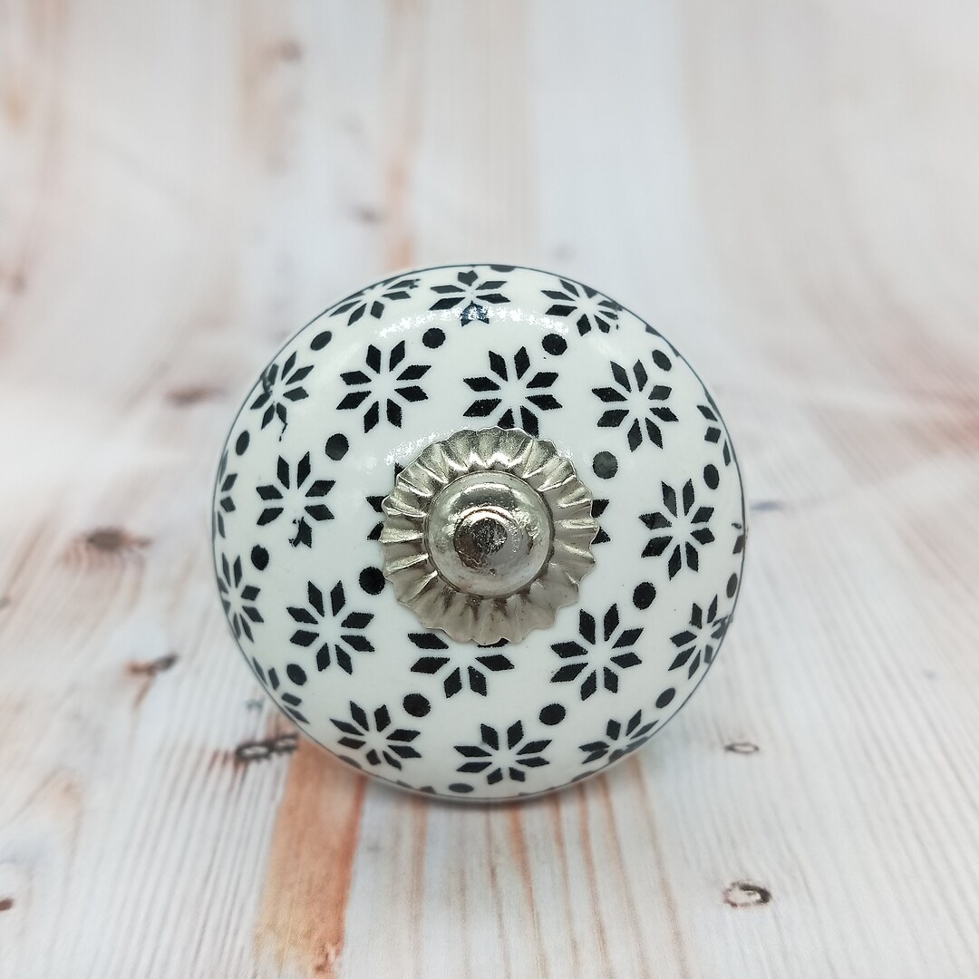 Brilliantly Hand Painted Ceramic Knobs / Ceramic Drawer Pulls / Cabinet ...