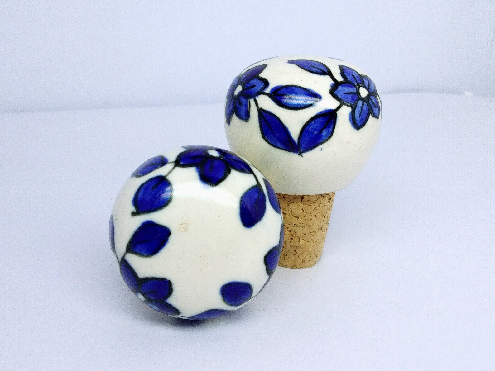 Ceramic Hand Painted Round Shape Combination of Blue and White Wine ...