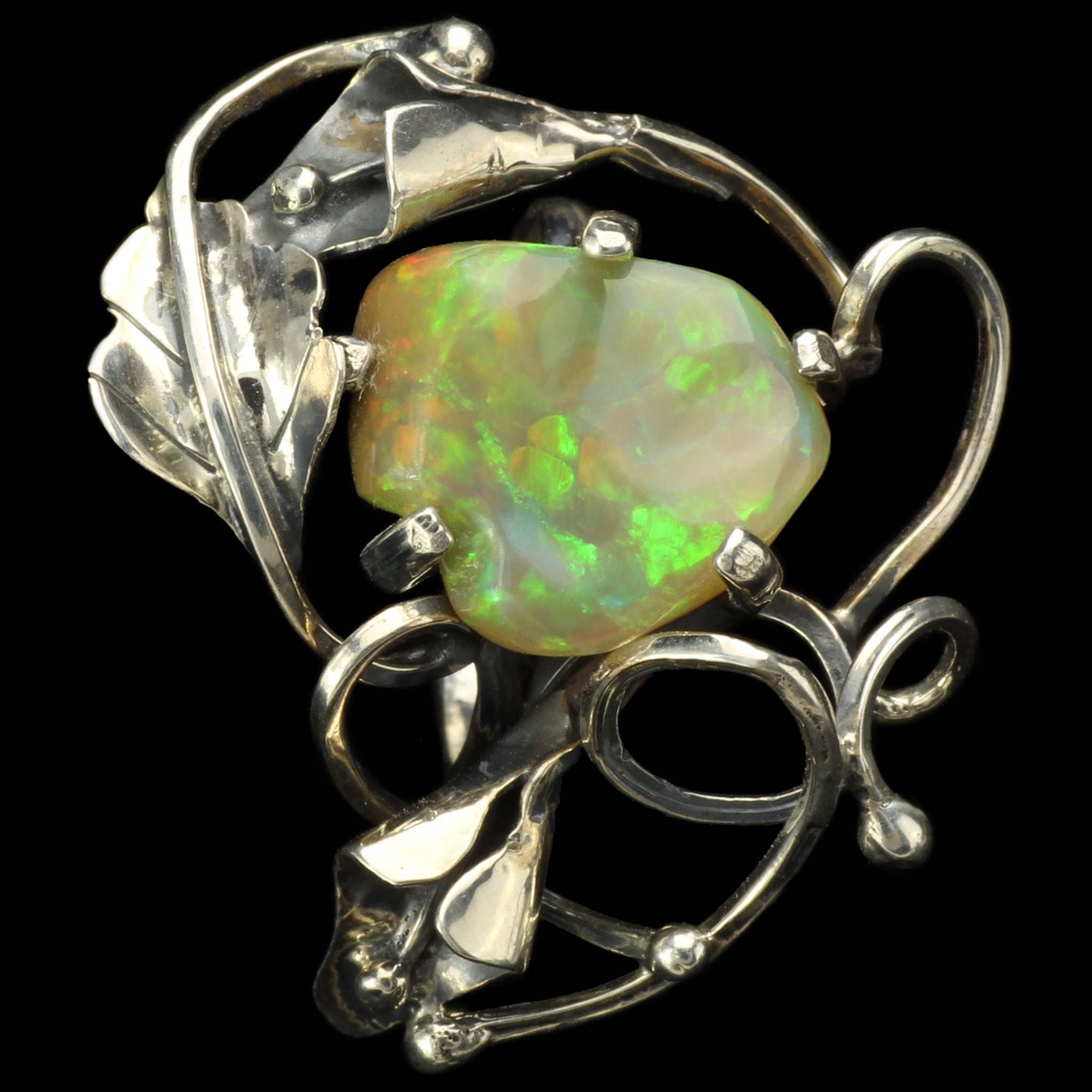 Curie Calla Lily Ring With Ethiopian Opal - Etsy UK