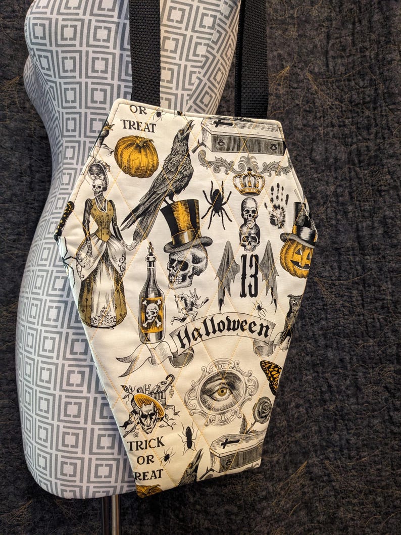 Quilted Coffin Tote, Alexander Henry Halloween Purse, Gothic Coffin ...