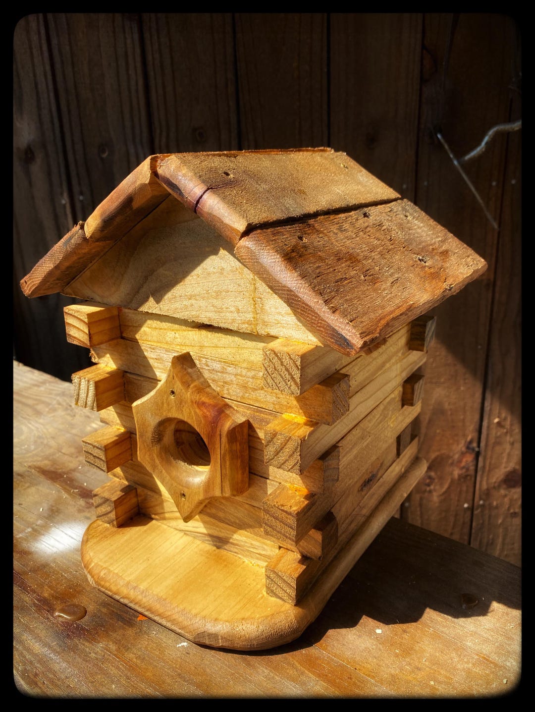 H001 - Lighted Log Cabin Bird House - Etsy